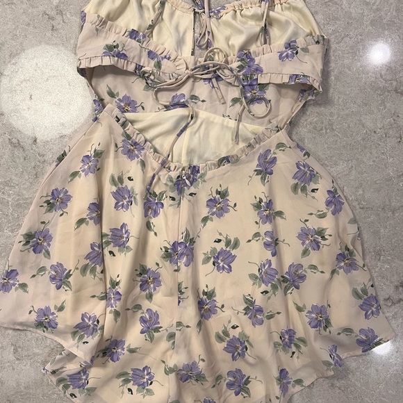 Princess Polly | Pants & Jumpsuits | Princess Polly Romper | Poshmark